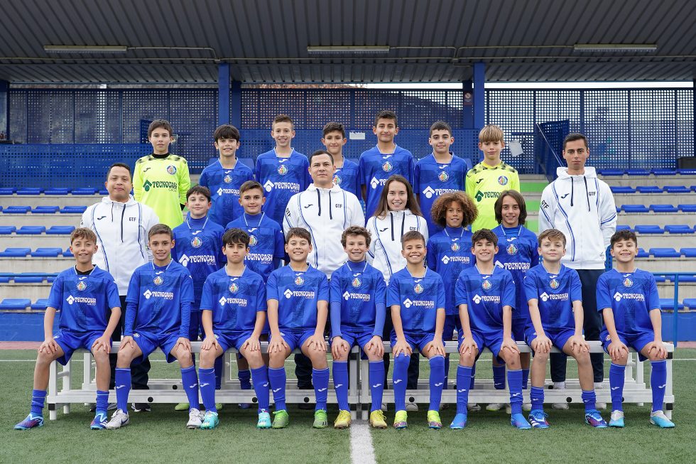 Nuestra escuela ya tiene las fotos de la temporada - Fundación Getafe CF